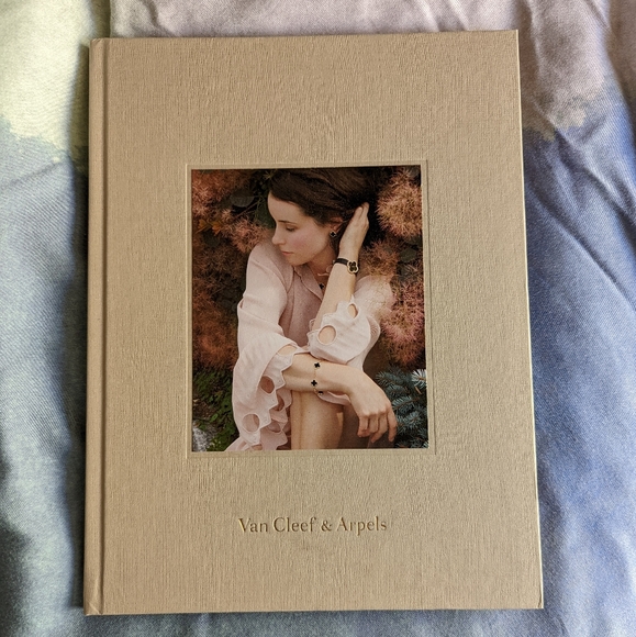 Van Cleef & Arpels | Accents | Van Cleef Arpels Hardbound Catalog Book ...